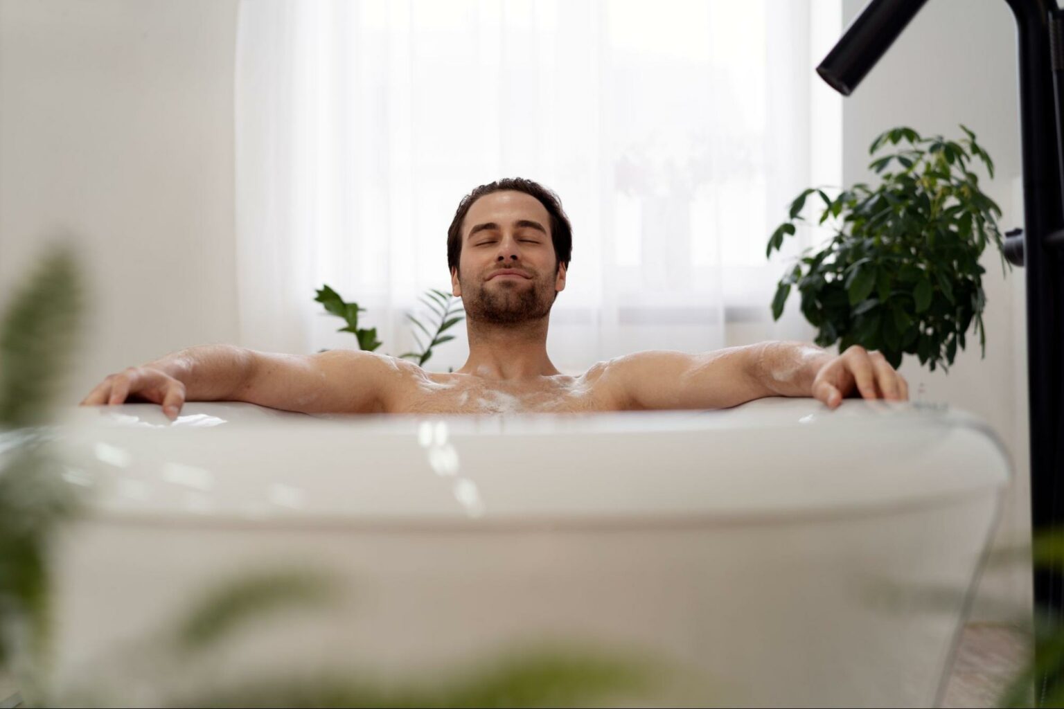 Cold Baths Explained: Health Benefits and How to Start - Semanticlast